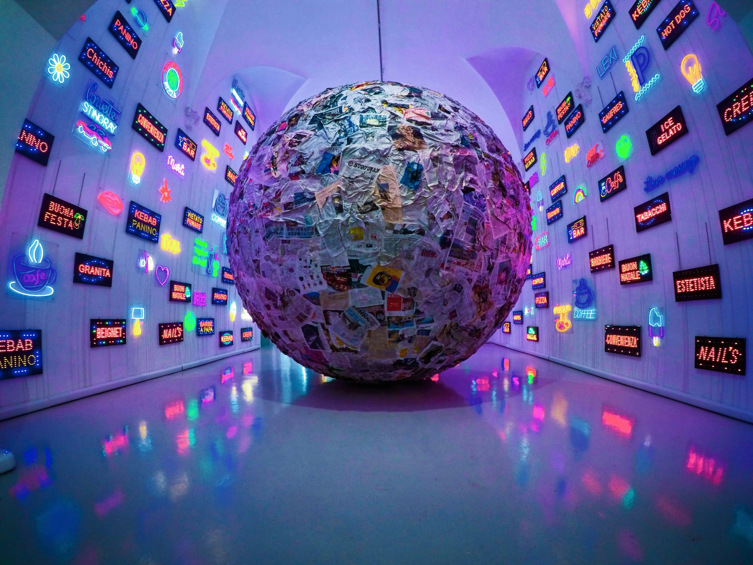 Pop Art Now: The Colors that Never Faded